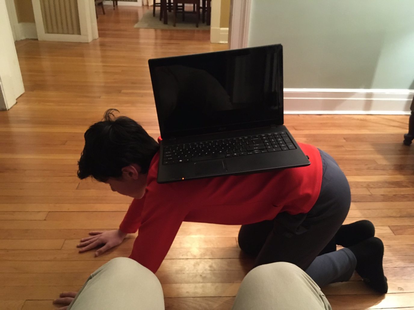 10 of the Funniest Work From Home Setups You'll See Today | Zikoko!