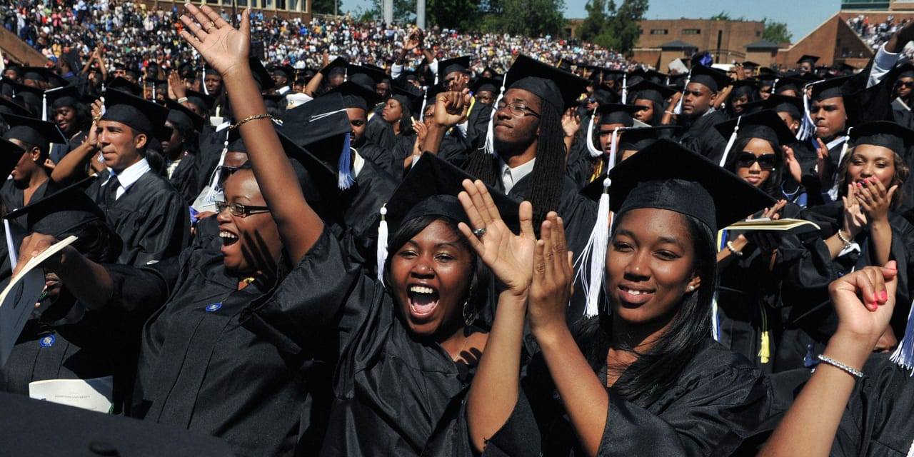 We Asked 5 Nigerian Graduates What They Miss About University | Zikoko!
