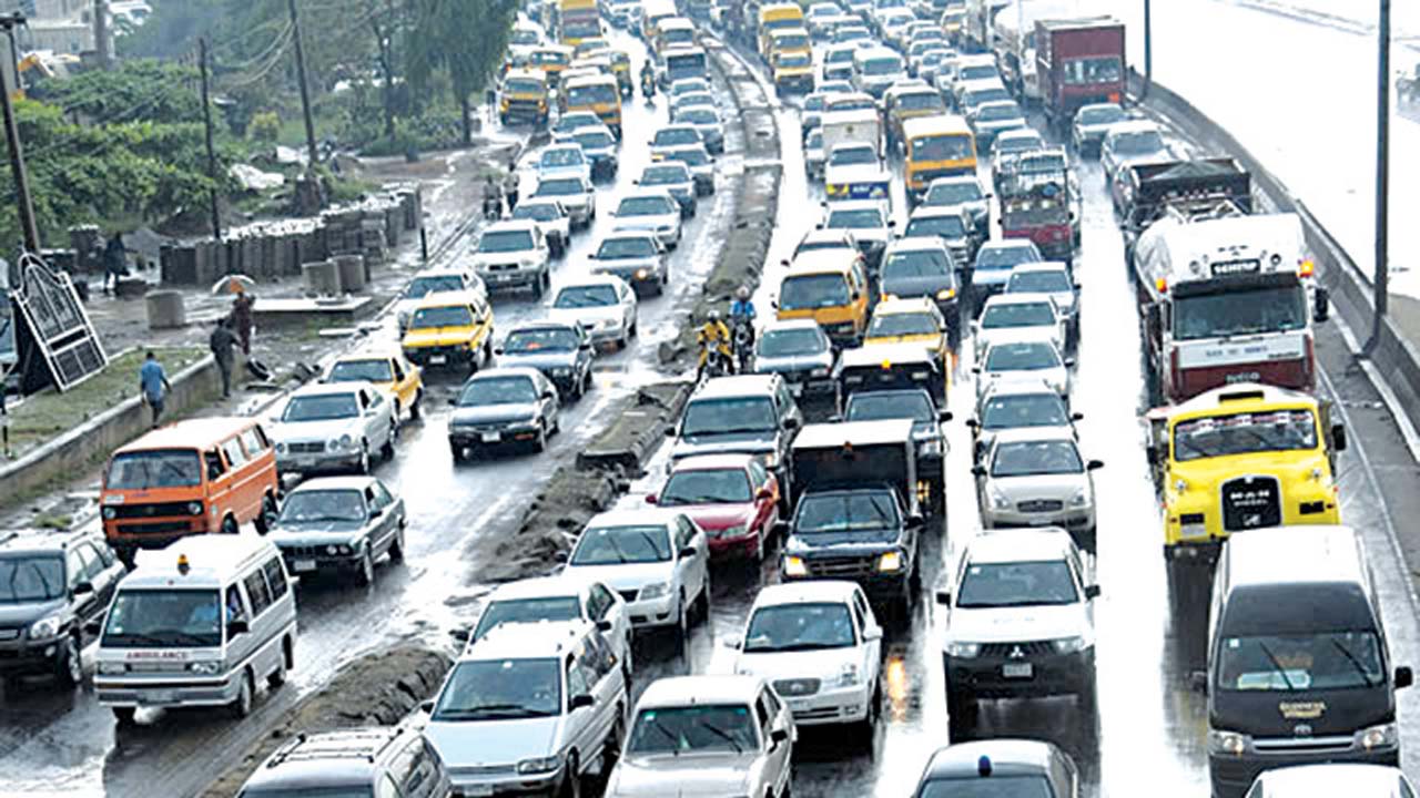 8 Ways to Beat the Traffic During the Holidays | Zikoko!